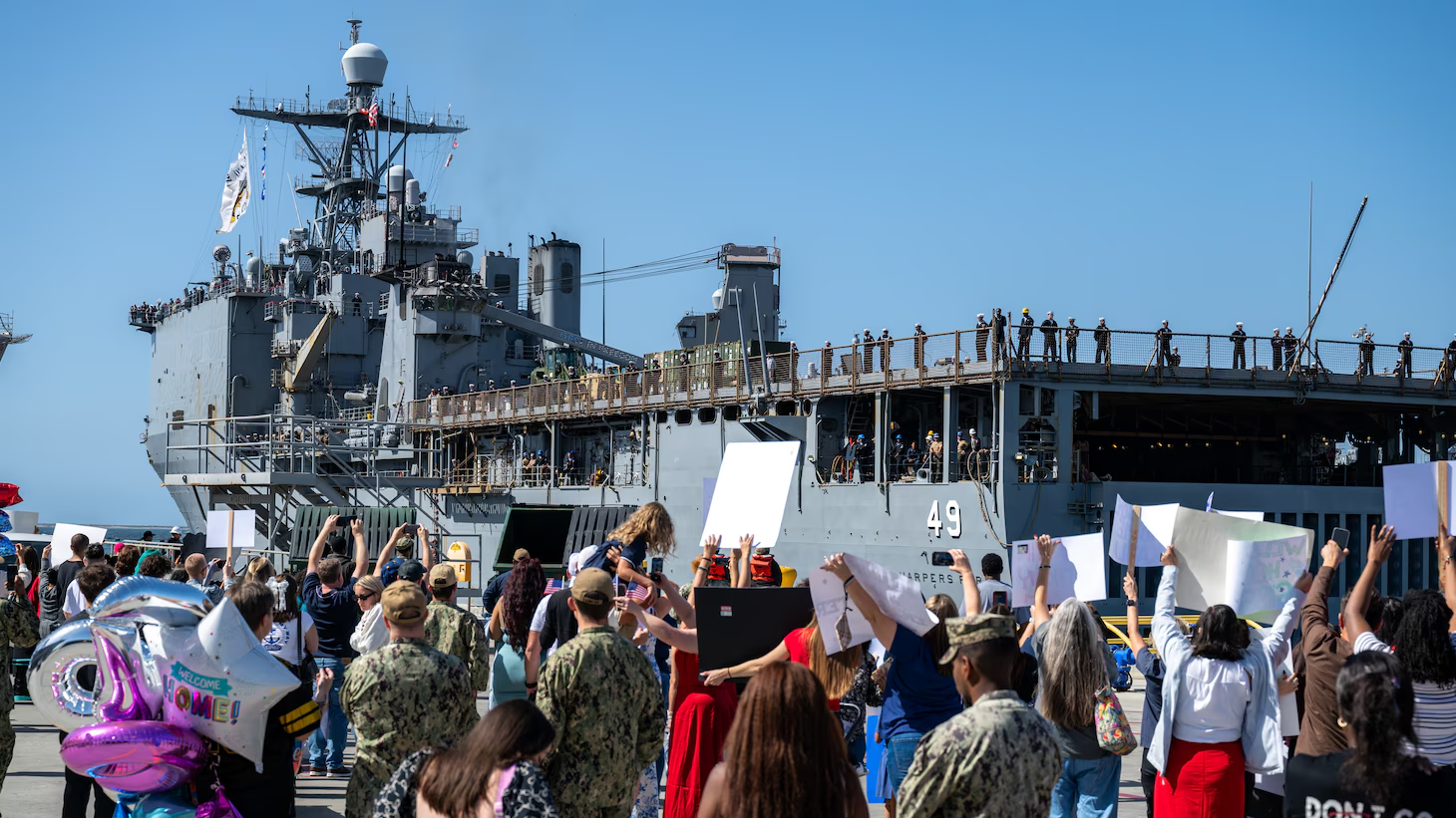 USS Harpers Ferry Returns to Homeport After Indo-Pacific Deployment ...