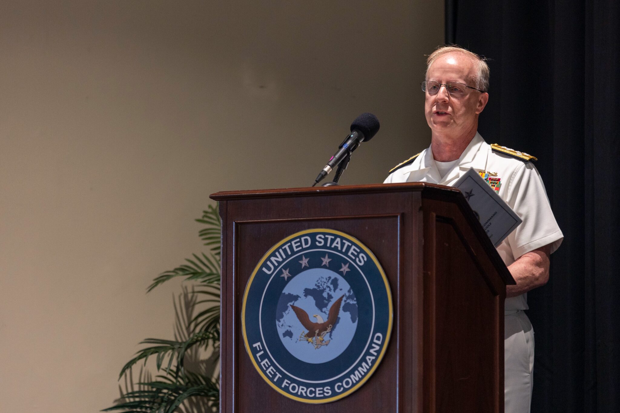 Adm. Caudle Relinquishes Command of U.S. Fleet Forces Command - Seapower