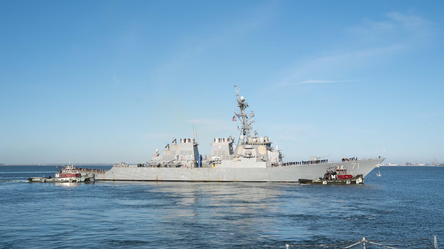 USS Ross Departs Norfolk for Deployment - Seapower